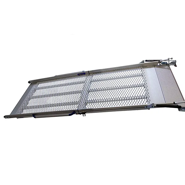 IQLC - רמפה לרכב שני חלקים מתקפלת מאלומיניום